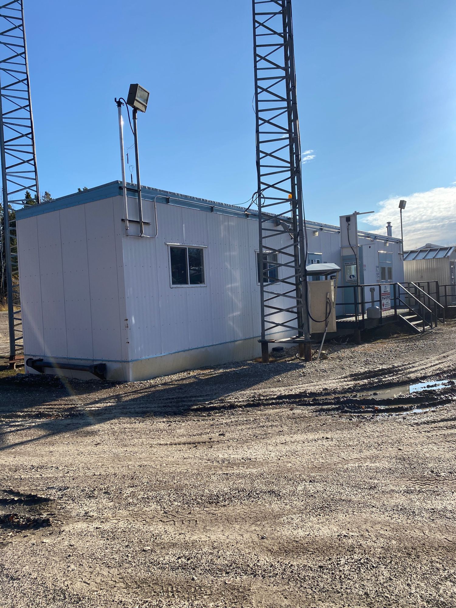 ARMOUREE - OFFICE / MCC TRAILER