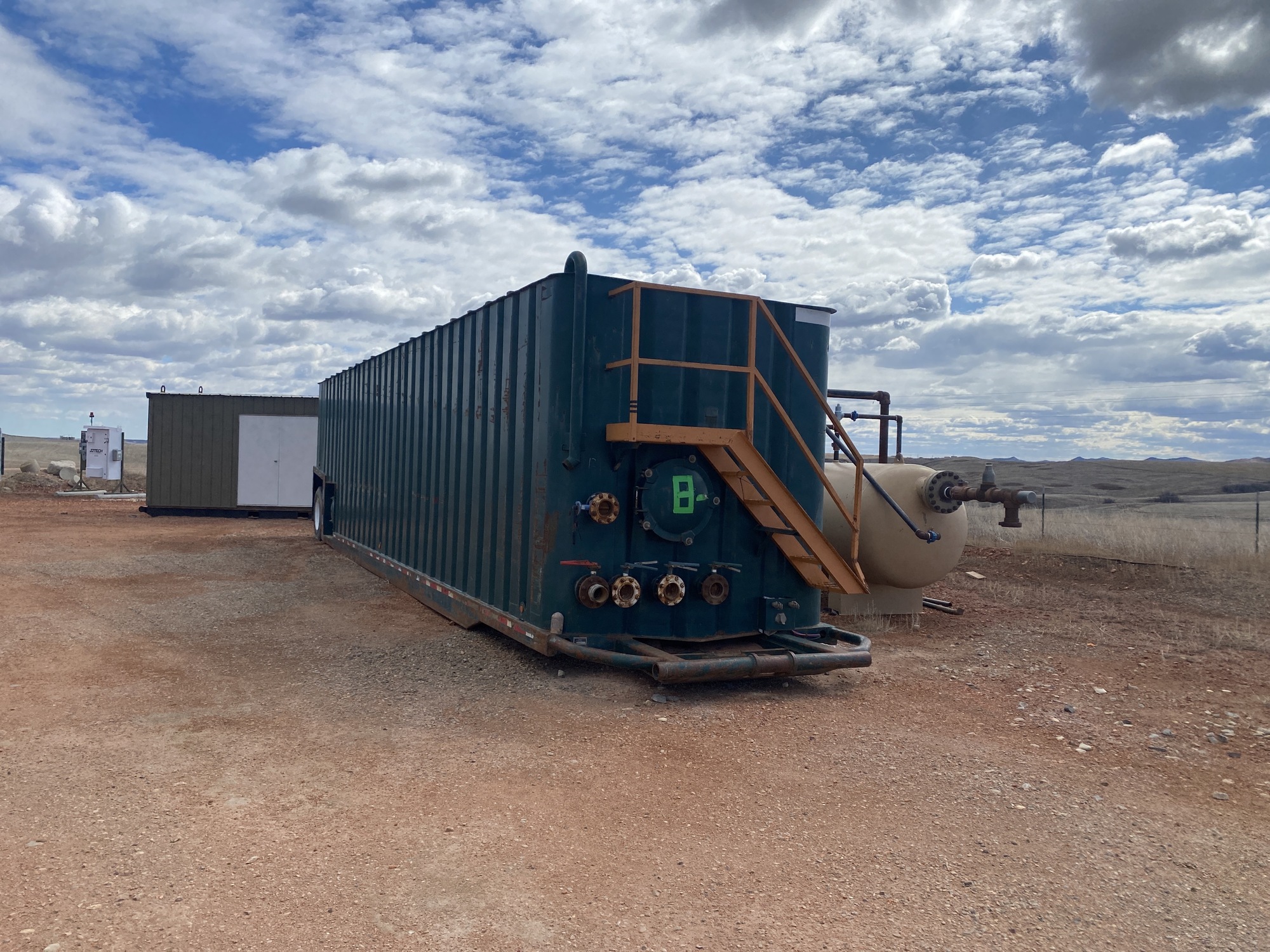 ARMOUREE - 500 BBL Frac Trailer