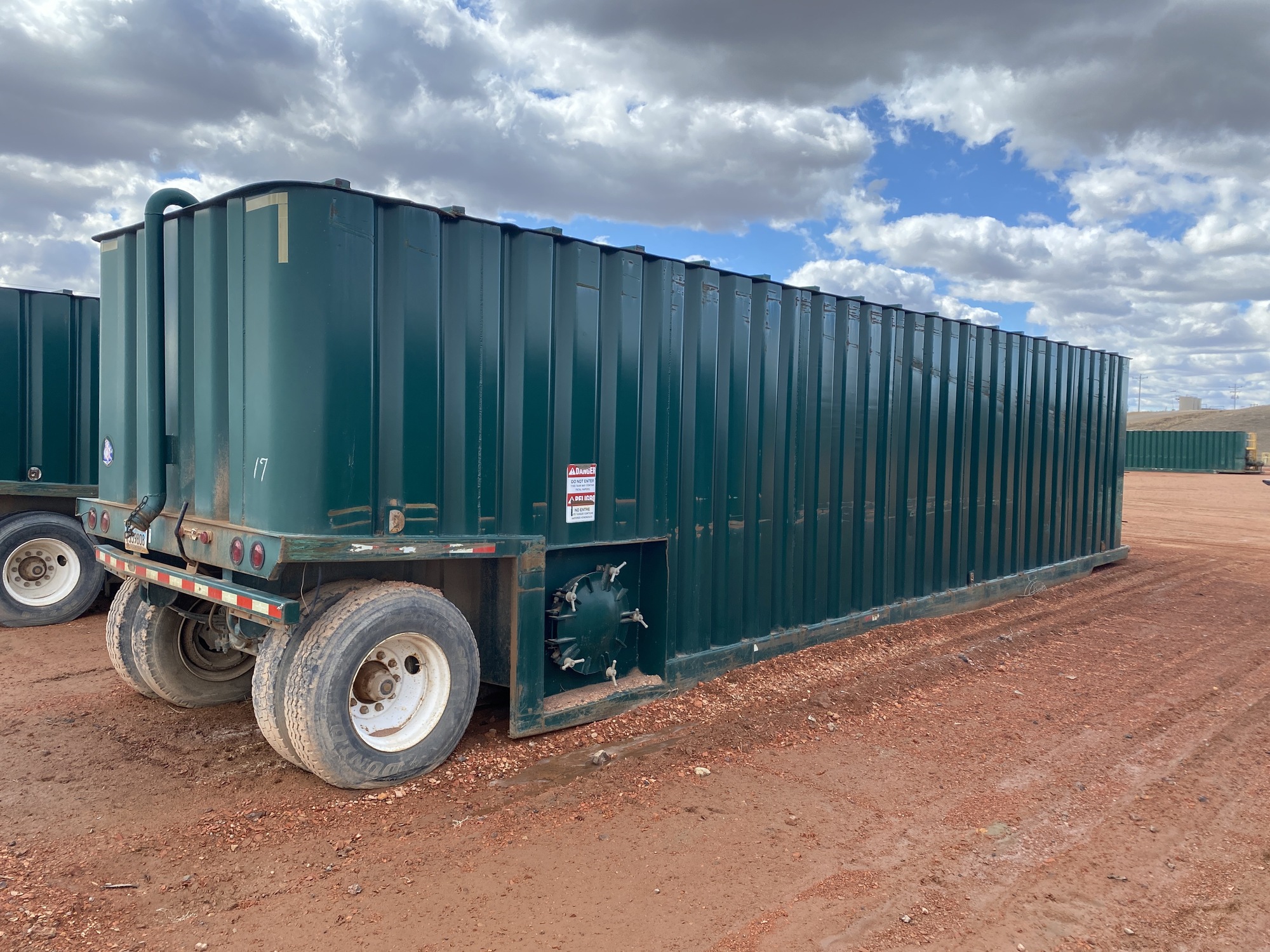 ARMOUREE - 500 BBL Frac Trailer