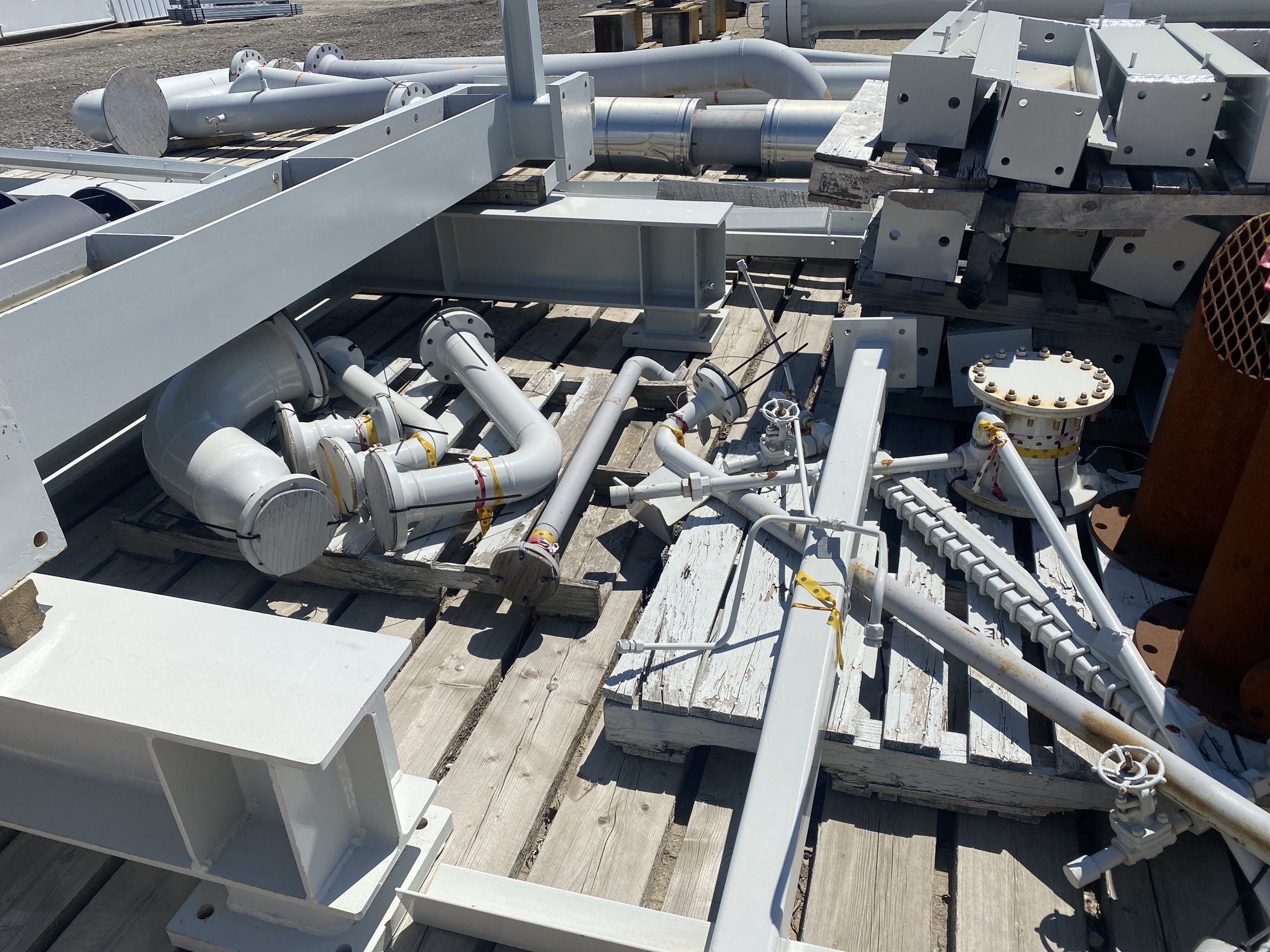 ARMOUREE - Refrige Ship-loose Items w/ 550 PSI Deethanizer Reboiler