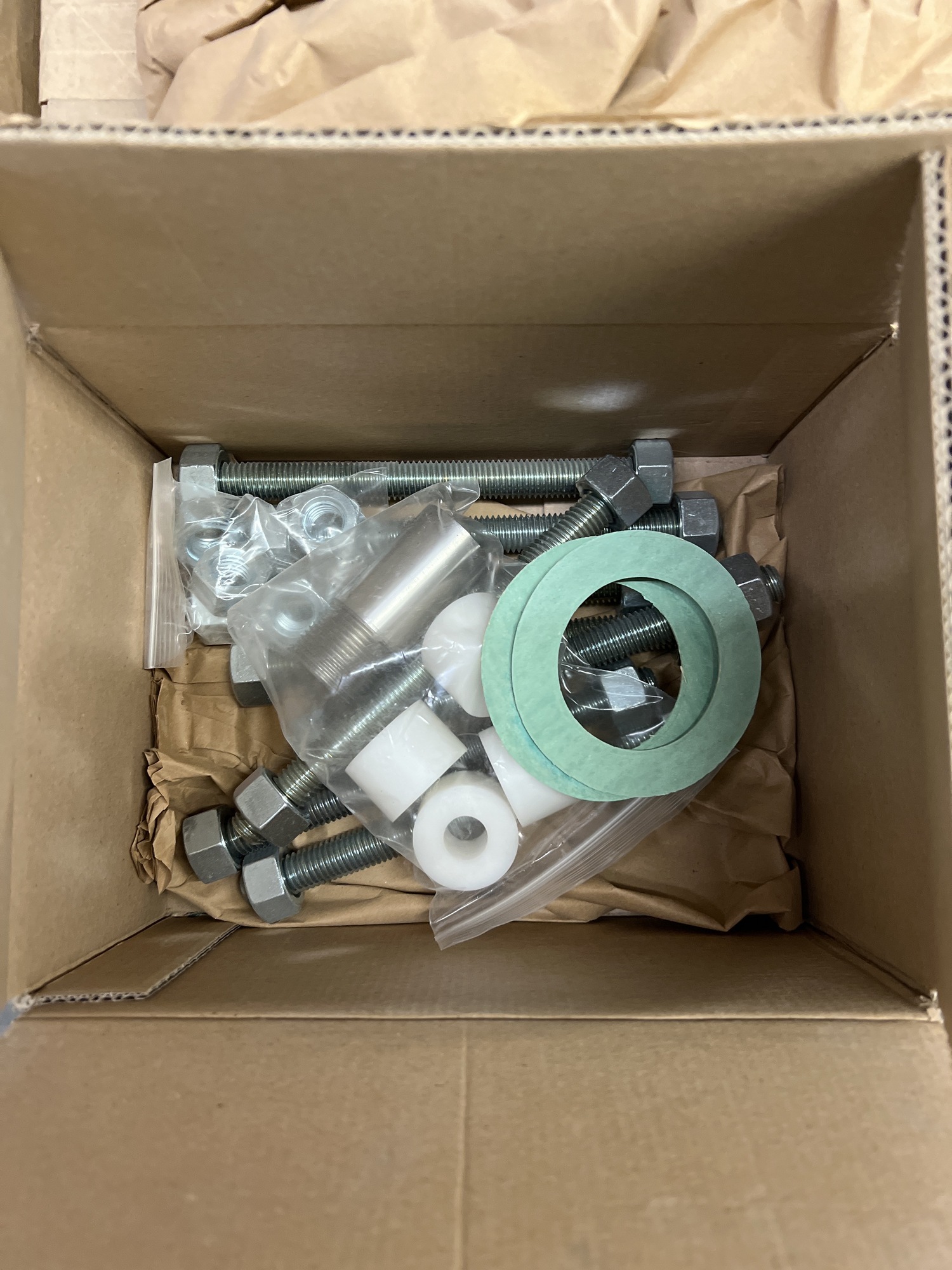 ARMOUREE - HARDWARE KIT FOR EZ-IN 2" FLOW METER: (WAFER TYPE) CAMERON ...