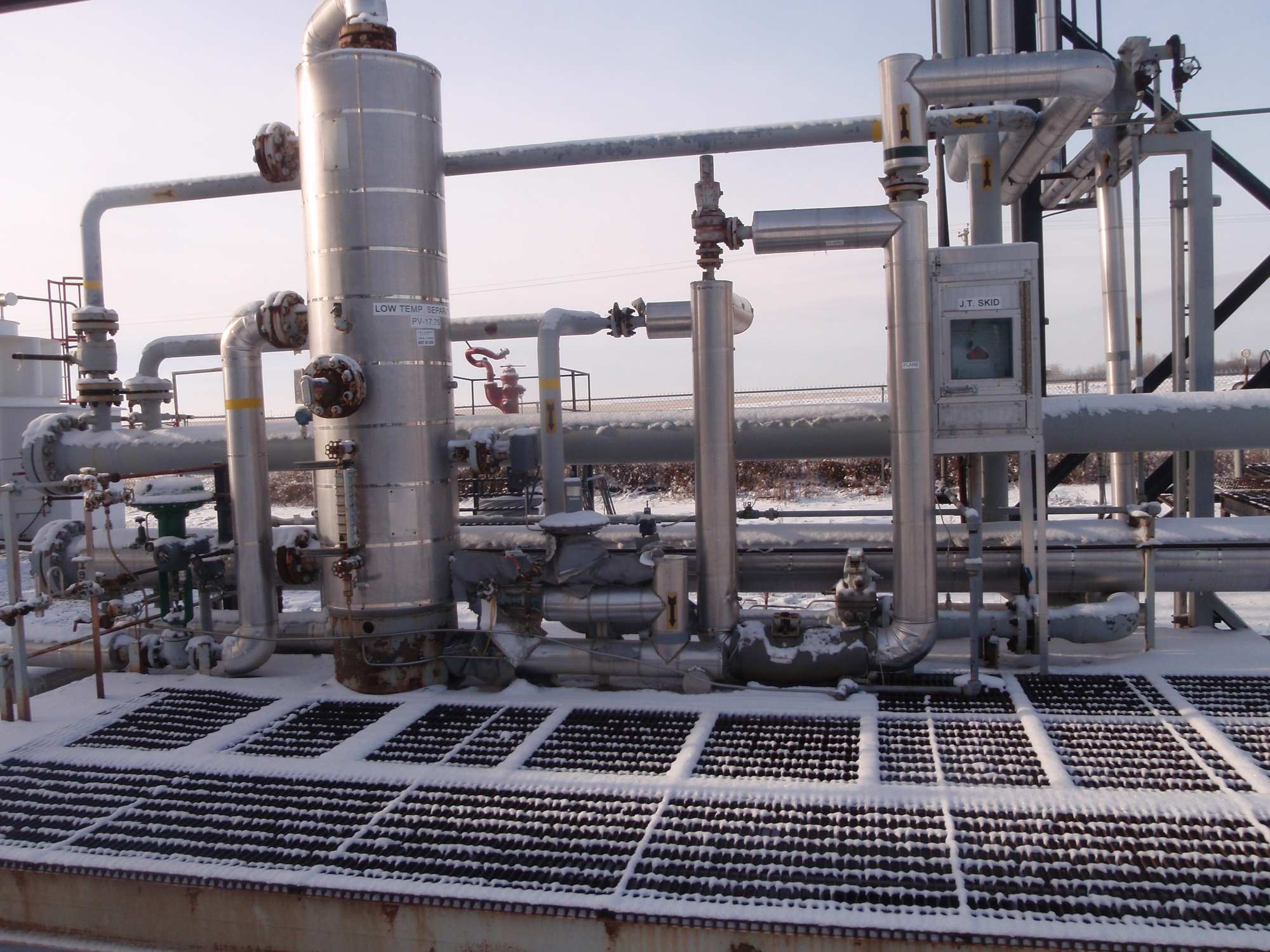 ARMOUREE - 1997 REFRIGERATION SKID - J.T. Skid